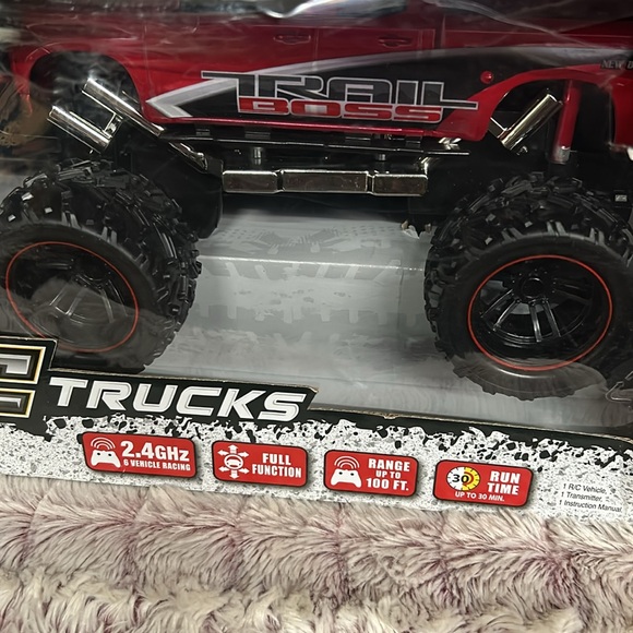 New Bright | Toys | New Bright Remote Control Truck Chevrolet Silverado ...